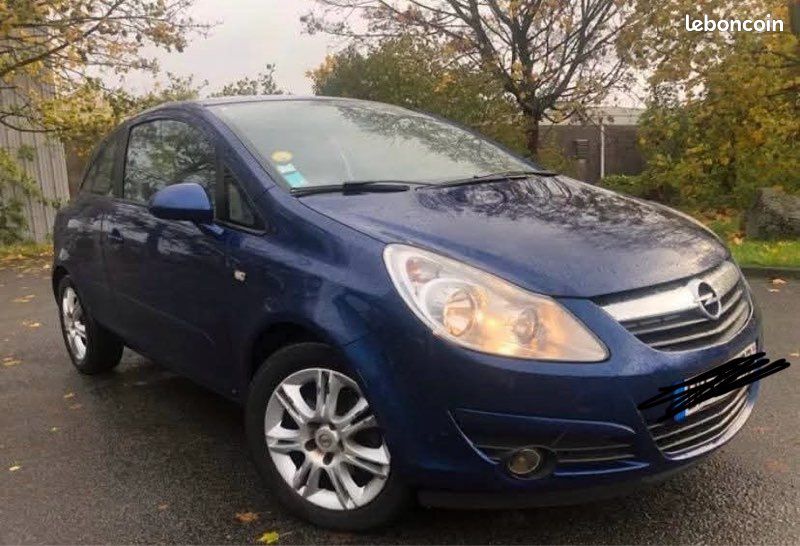 Opel Corsa - Voitures