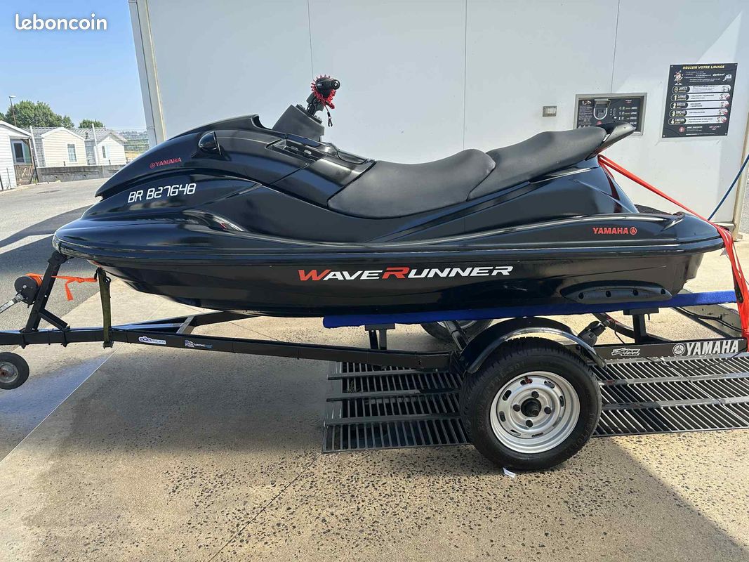 Jet-ski Yamaha waverunner 800 xl - Nautisme