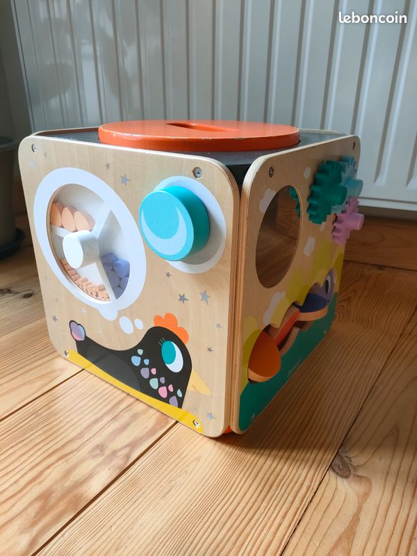 Grand cube d'activité Janod - Jeux & Jouets