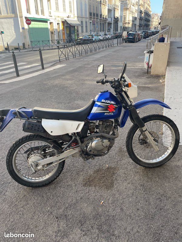 Dr 125 - Motos