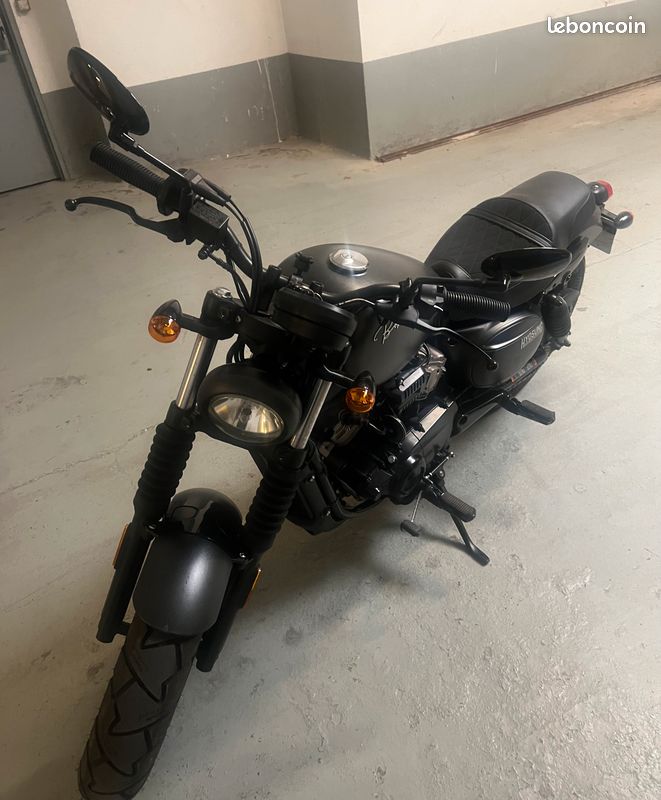 Hyosung bobber - Motos