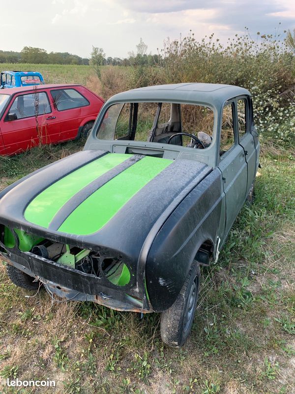 Renault 4L - Voitures