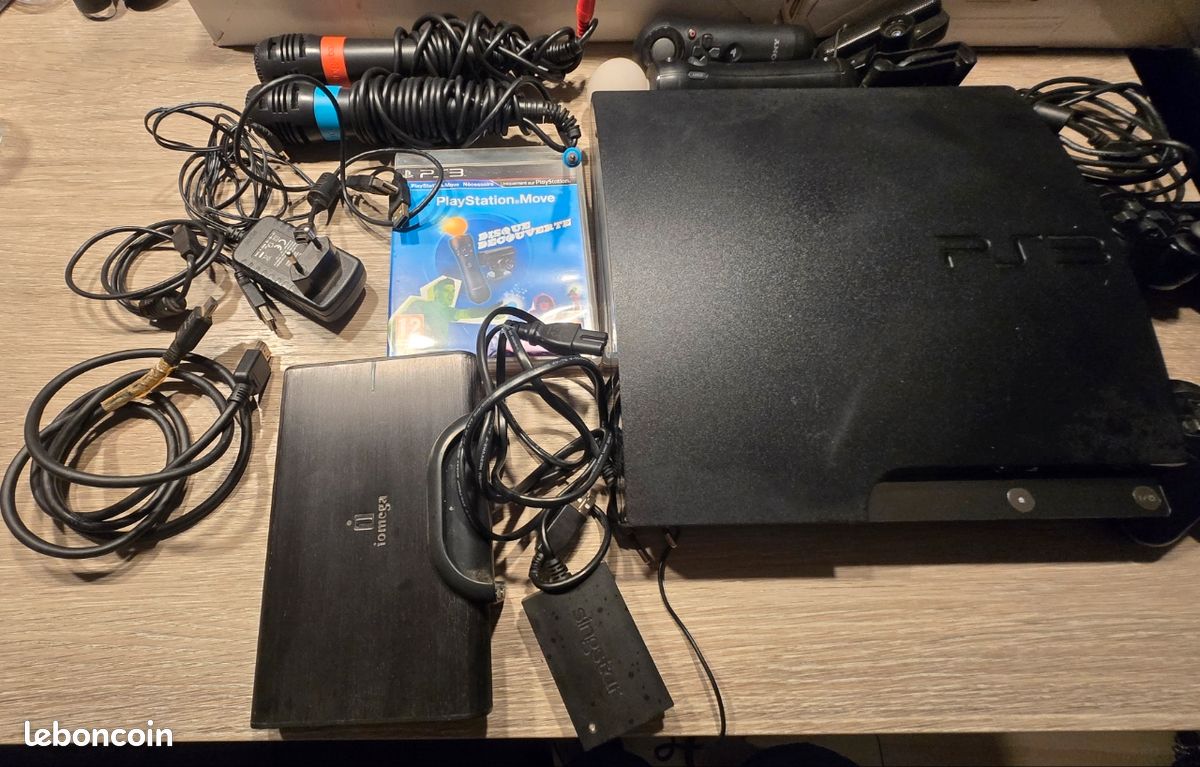 Lot Sony PS3 CFW PlayStation 3, 2 manettes, PS Move - Consoles