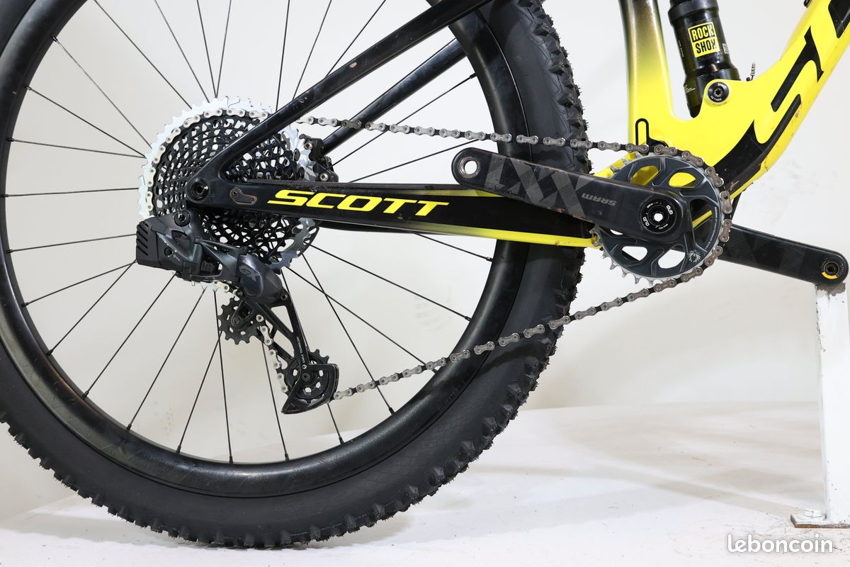 BON PLAN D'HIVER - Scott Spark Rc 900 World Cup (11,3kg seulement ) en taille M, vélo musculaire ...