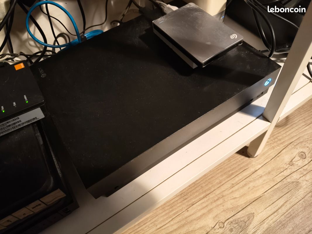 Xbox one X Upgrade SSD 1to seul - Consoles