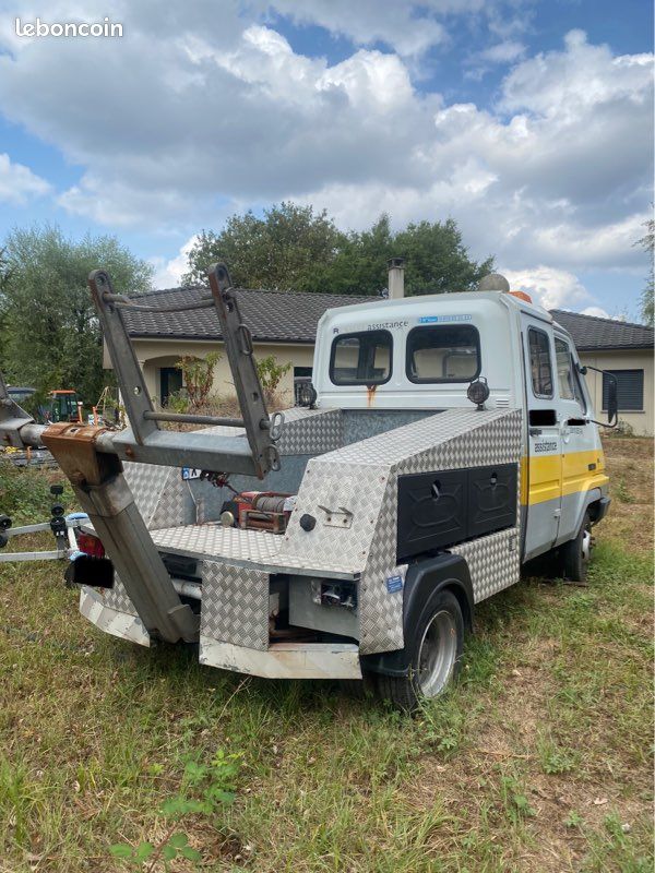 Renault Depanneuse panier - Utilitaires
