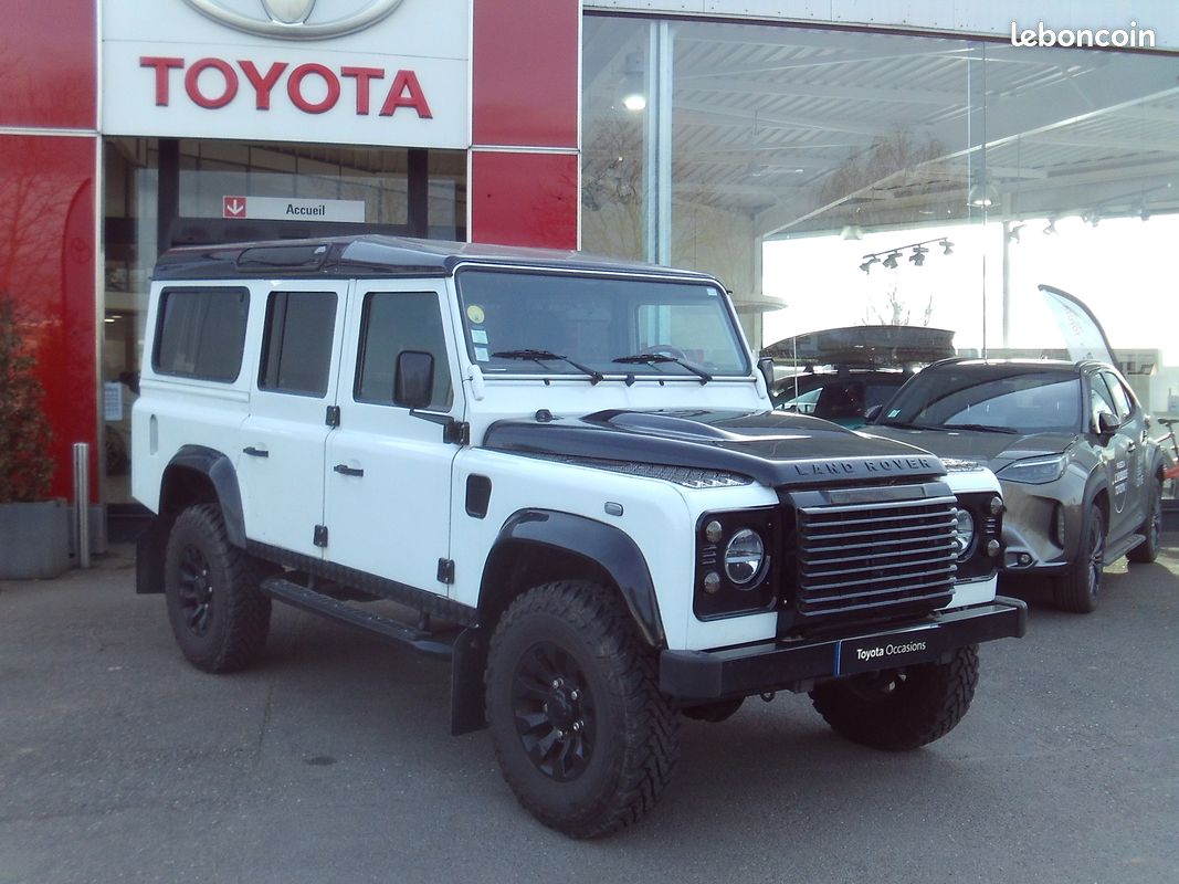 Land Rover DEFENDER 110 SW SERIE SPECIALE 12/2011 128704KMS - Voitures