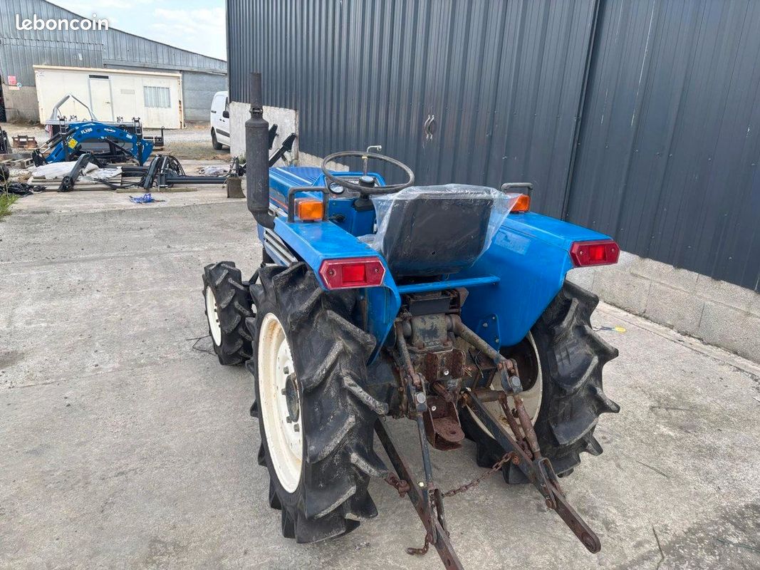 Iseki TU 1700F - Tracteurs
