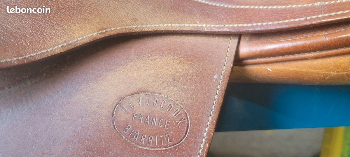 Selle cheval Devoucoux SOCOA équitation Taille 17,5 Visible sur ...