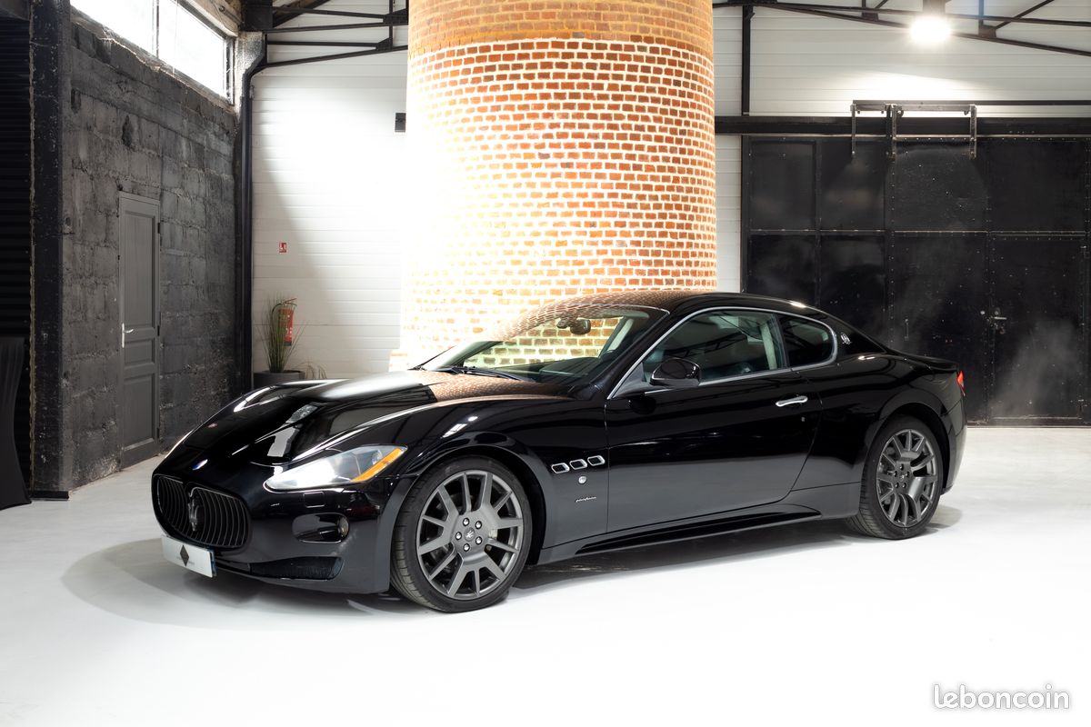 Maserati GranTurismo V8 4.2L 405 CH BVA (ZF) - Voitures