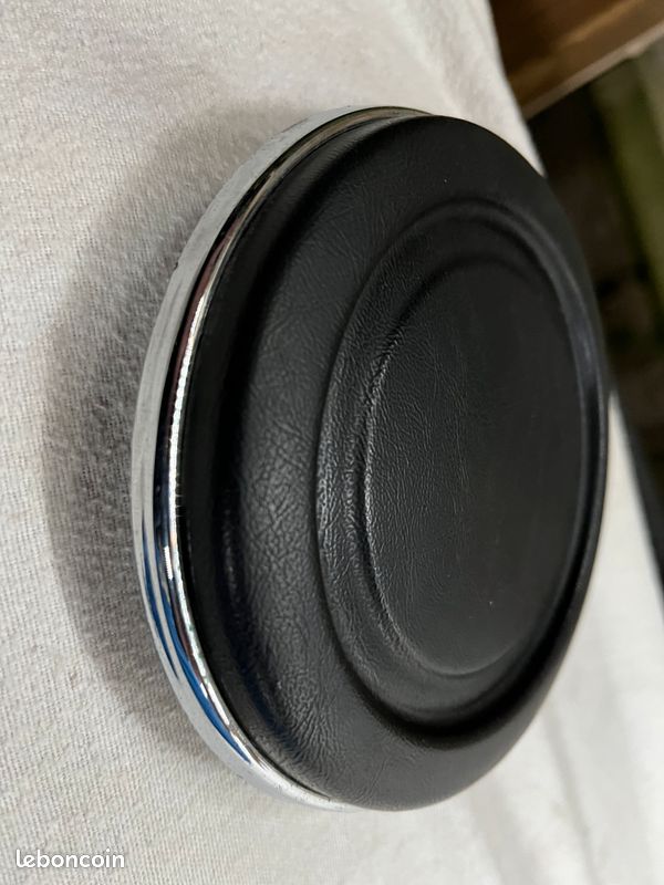 BMW New Class 2000 1970 centre volant - Équipement auto