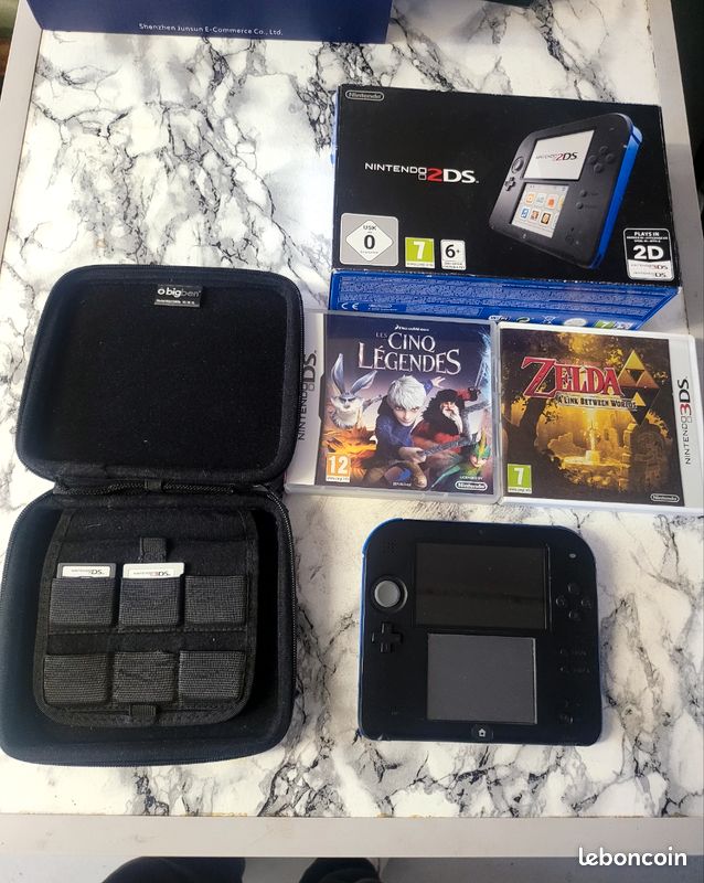 Nintendo 2ds + 2 jeux - Consoles