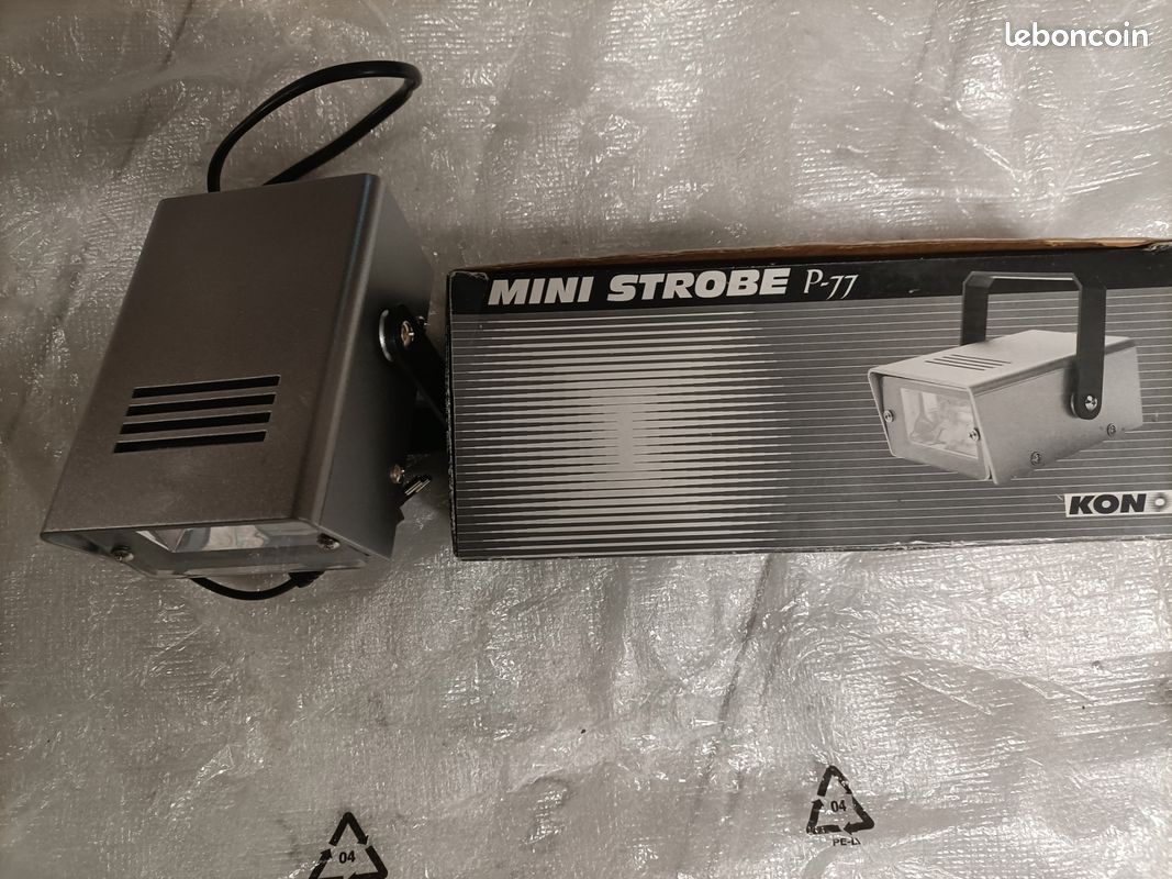 Mini strobe P-77 - Instruments de musique