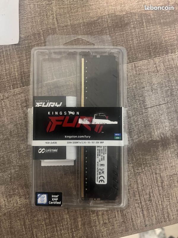 Barrette RAM DDR4 Kingston FURY Beast 8 Go (3200 MHz) CL16 ...