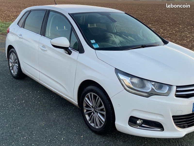 C4 millenium 130cv en très très bon etat - Voitures