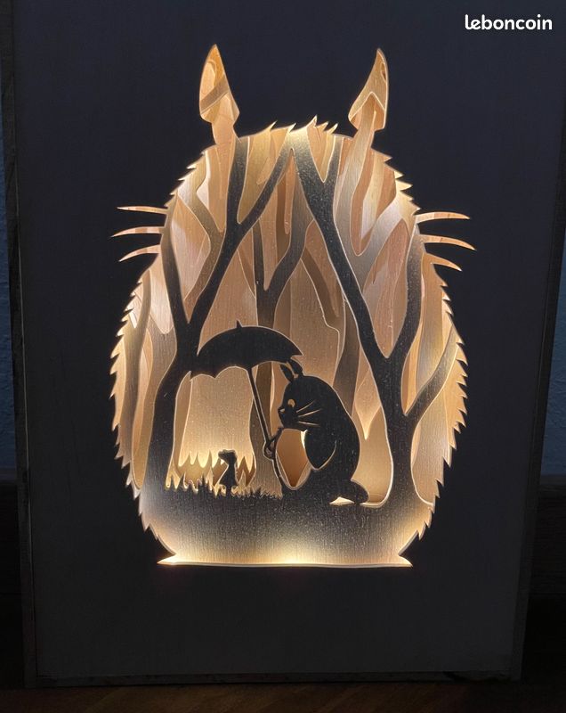 Lightbox Totoro bois - Décoration