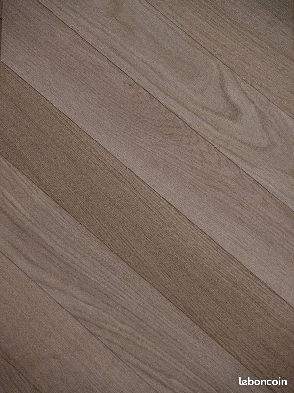 🌲 Parquet AB Premium – Chêne Européen Invisible Mat Point de Hongrie ...