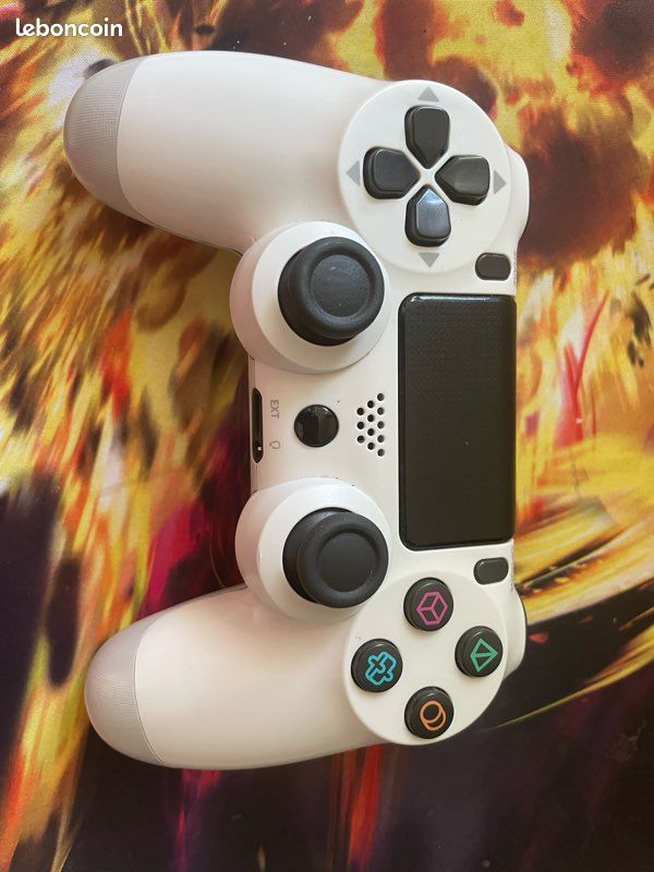 Manette PS4 - Consoles