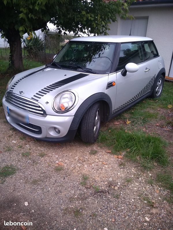 Mini Cooper 1.6 Turbo Diesel 112CV - Voitures