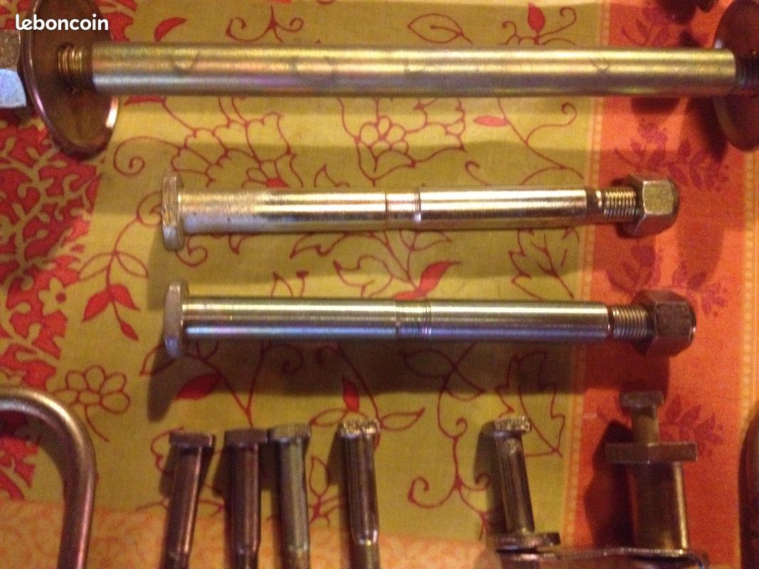 Vis train avant r8 gordini - Équipement auto