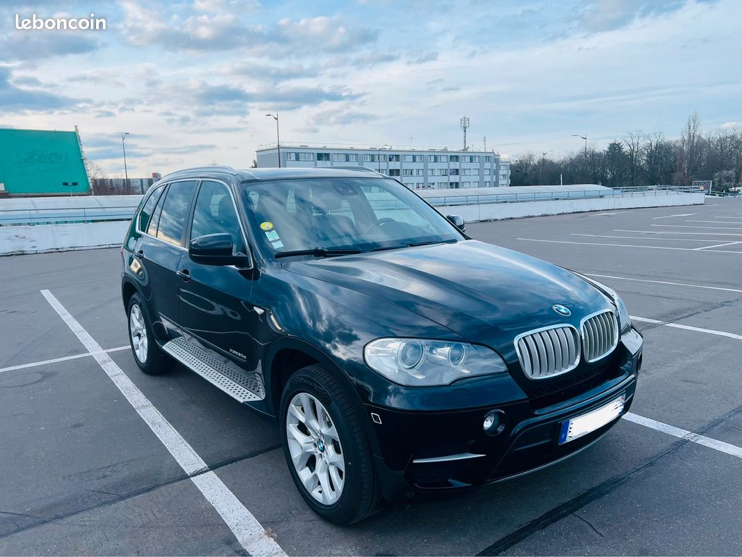 BMW X5 xDrive LCI 245ch 15CV Luxe - Voitures