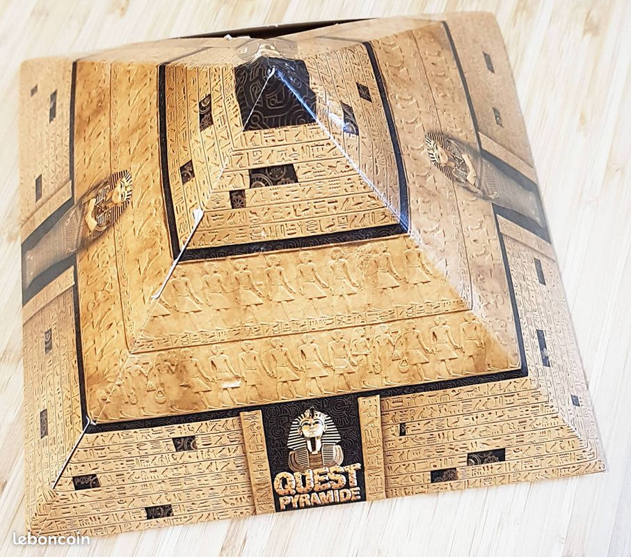 Jeu de logique à énigmes en bois véritable Quest Pyramide est compact ...