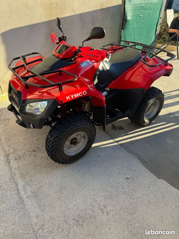 KYMCO 300R comme neuf - Motos