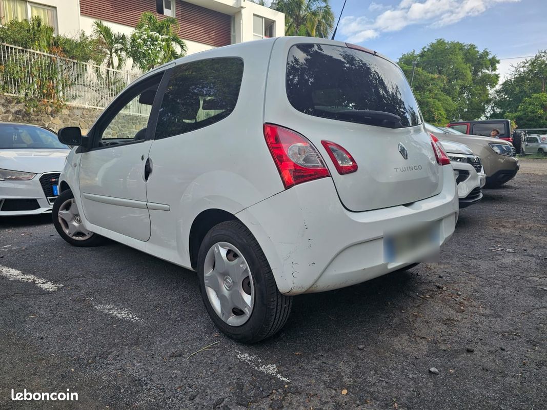 Twingo 2 . 2 peu roulé - Voitures