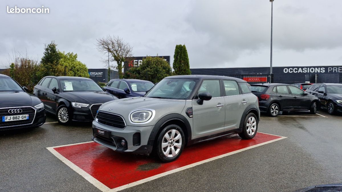 Mini Countryman F60 LCI 136 CH COOPER ESSENTIAL - Voitures
