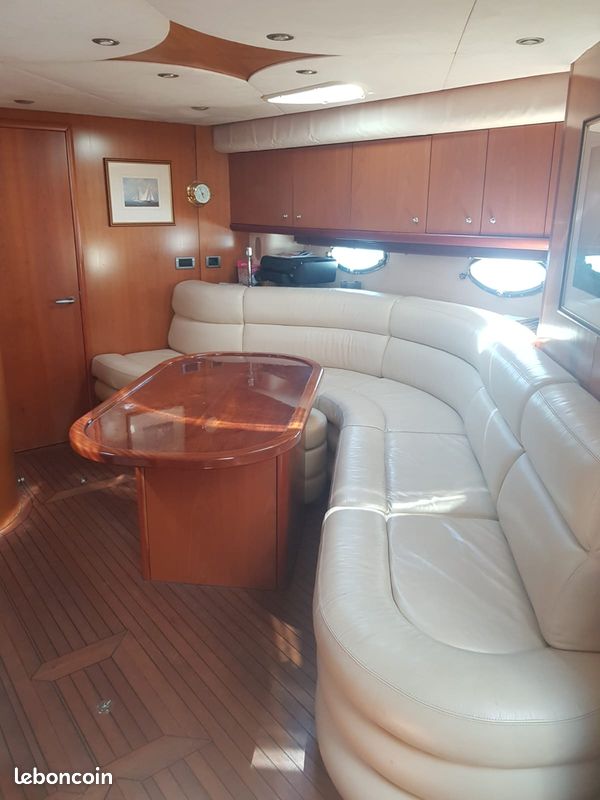 SUNSEEKER PREDATOR 61 – 2004 2 x MAN 800 ch – Version 3 cabines ...