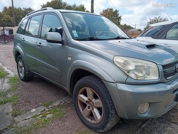 Toyota rav4 diesel d'occasion - Voitures - leboncoin