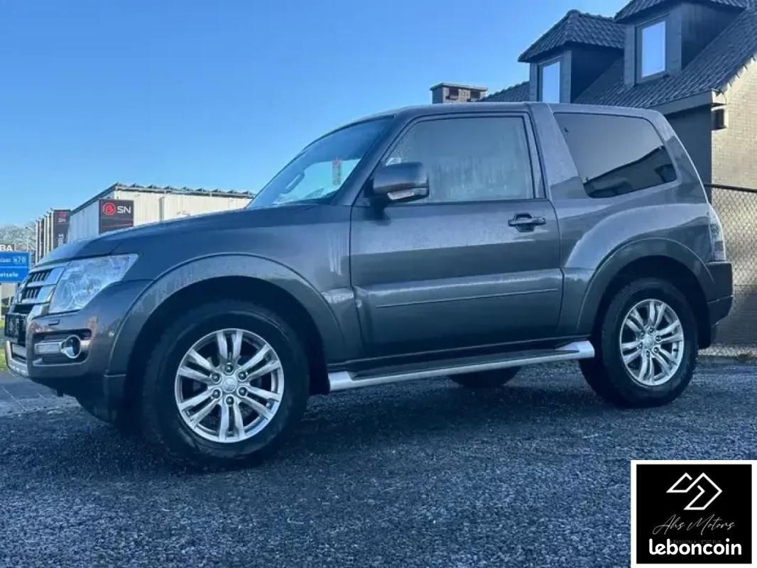 Mitsubishi Pajero 3.2 DI-D intense .vehicule utilitaire .1 ere MAIN ...