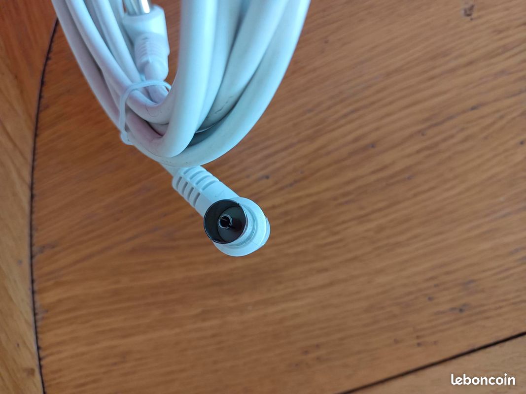 Câble coaxial 3C2V – 75 Ampères - Bricolage