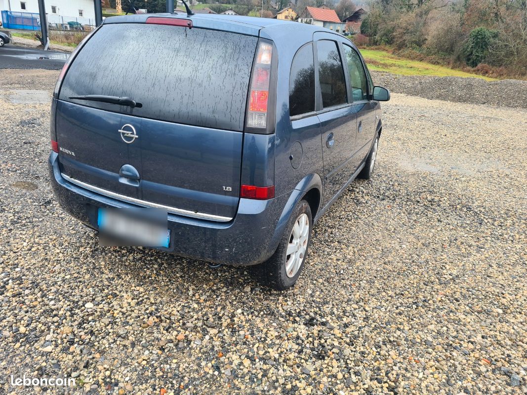 Opel meriva 1.8 essons - Voitures