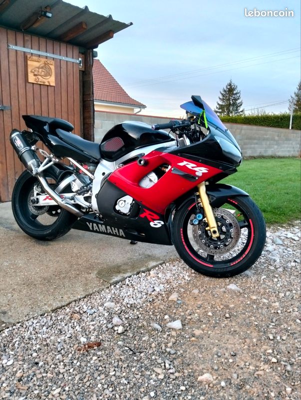 Yamaha R6 2002 - Motos