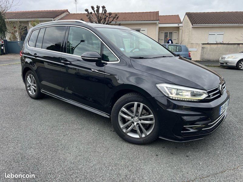 Volkswagen Touran 2L 150 ch 7 places - Voitures