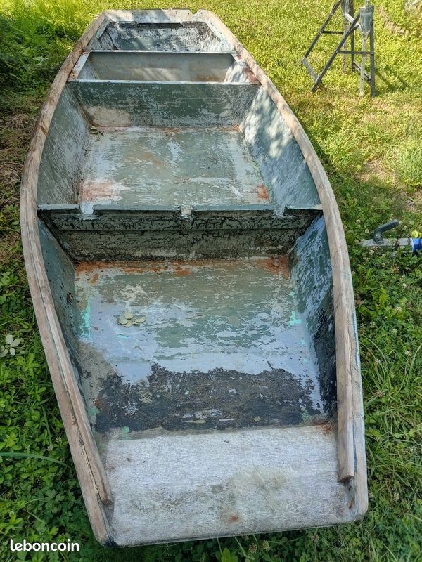 Barque fibre 4 m 40 - Nautisme