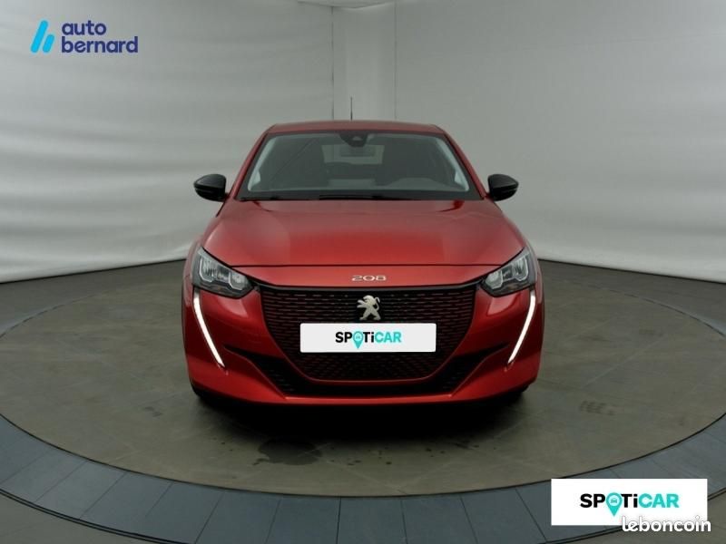 Peugeot 208 e-208 136ch Style - Voitures