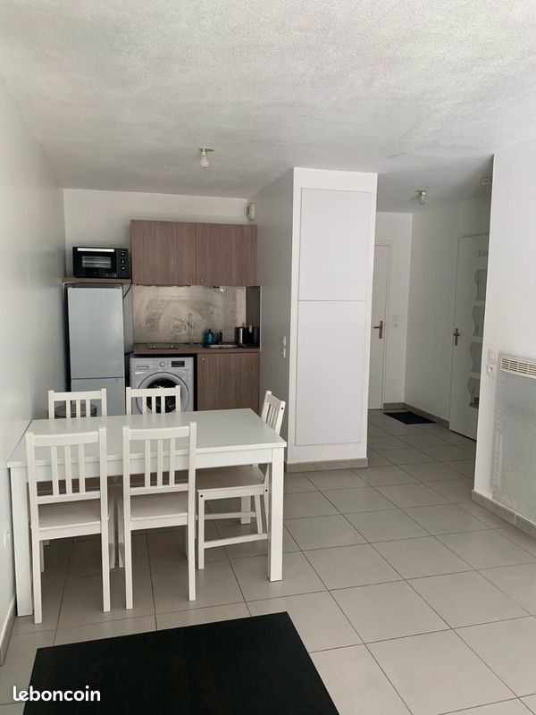 Location T2 -EYSINES-RUE DE LA GARE - Locations