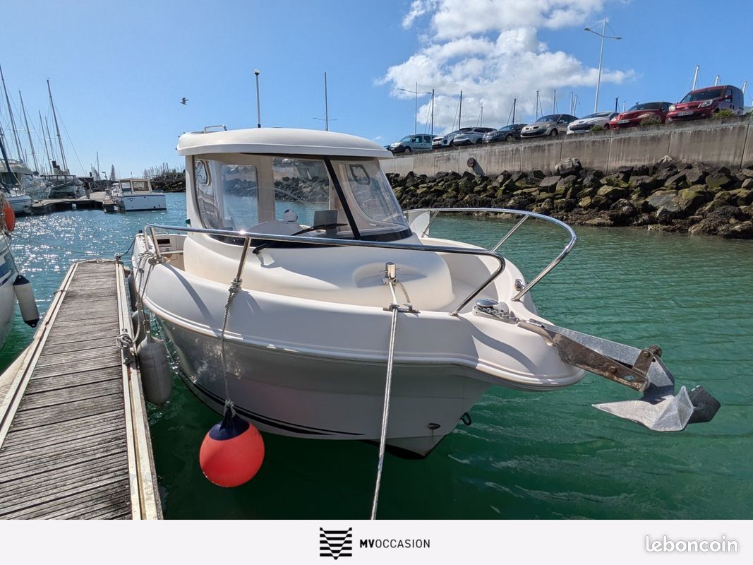 Quicksilver 640 pilothouse - Nautisme