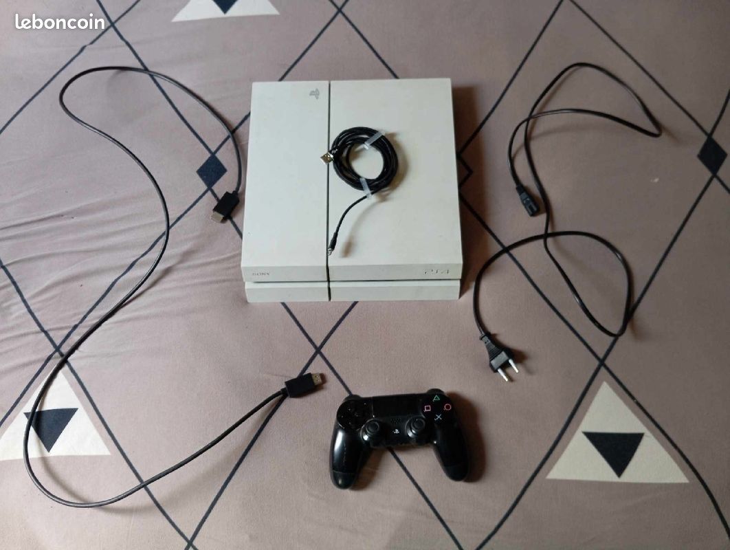 Ps4 blanche - Consoles
