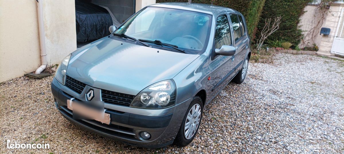 Clio 2 phase 2 2002 165000 Km - Voitures