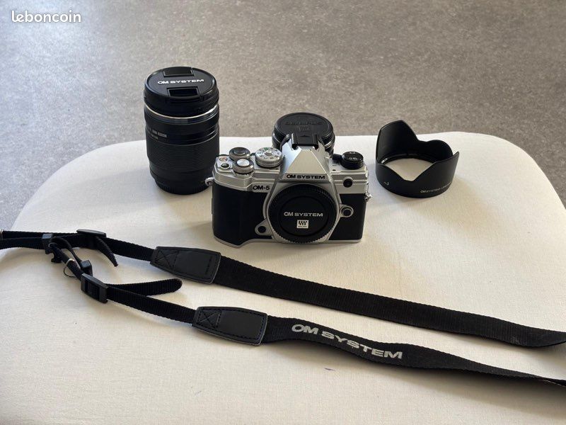Appareil photo OM SYSTEM OM-5 + 2 objectifs Excellent état (2345 clics ...
