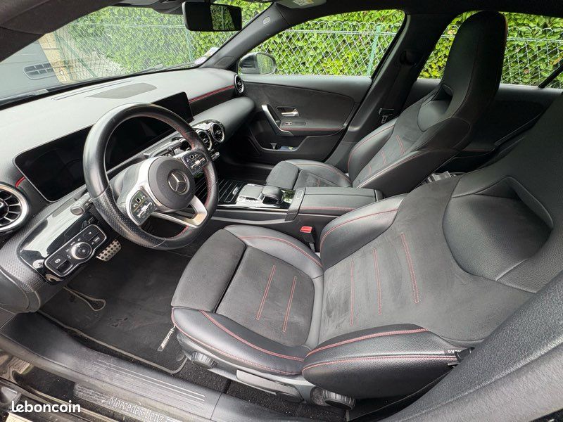Mercedes Classe A4 AMG Line - Voitures