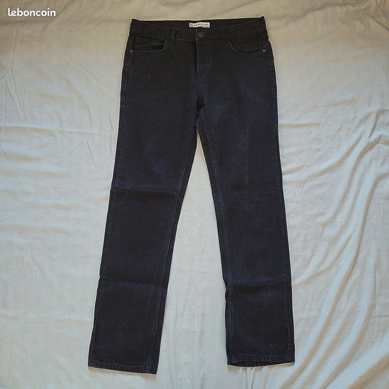 Jean noir - Vêtements