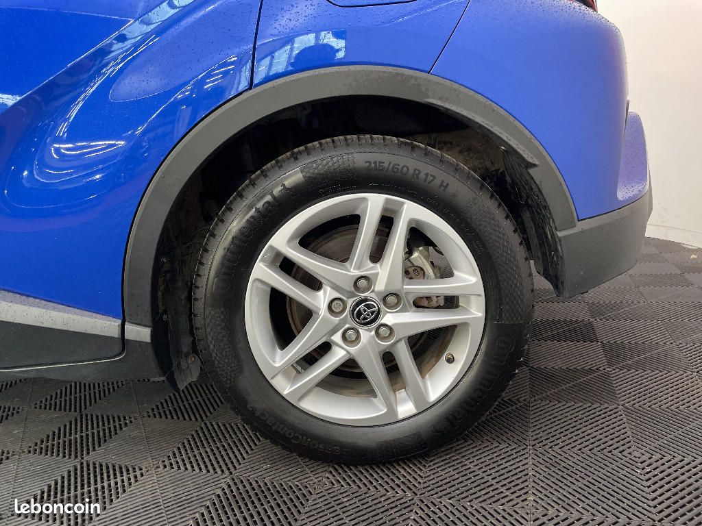 Toyota C-HR HYBRIDE MC19 1.8L Dynamic - Voitures