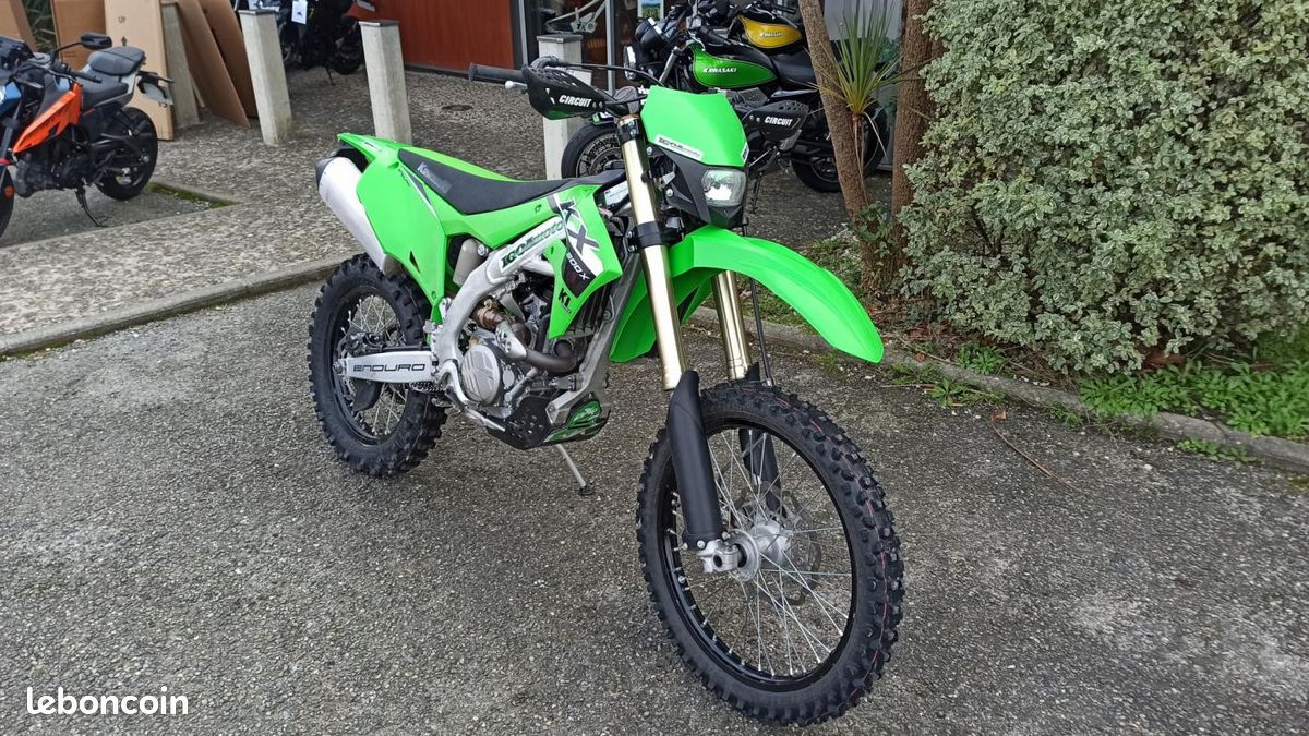 Kawasaki KX 300 X homologué - Motos