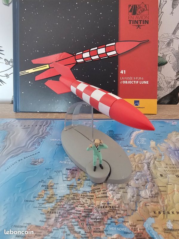 Avion figurine tintin fusée objectif lune - Collection