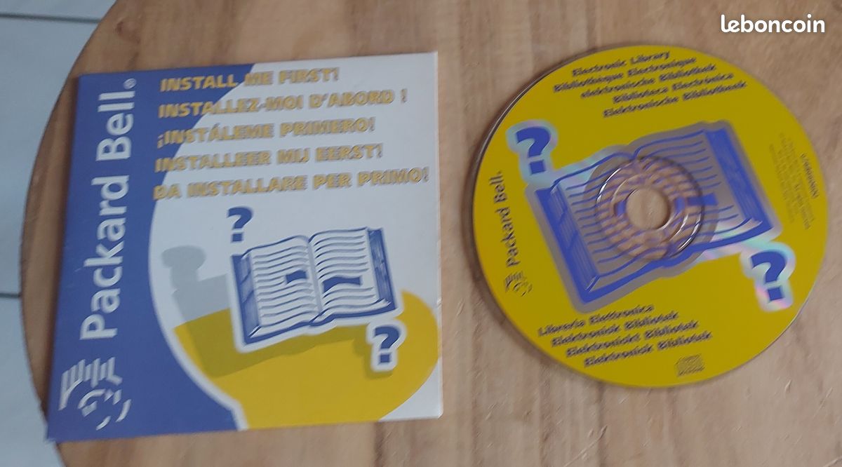 Packard Bell petit CD Installez-moi d'abord vintage 2000 - Ordinateurs