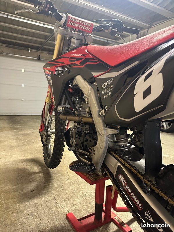 250 crf r - Motos